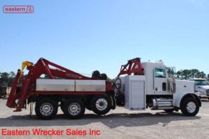 2023 Peterbilt 389 with Genesis 30T 30-ton Wrecker - Eastern Wrecker Sales Inc