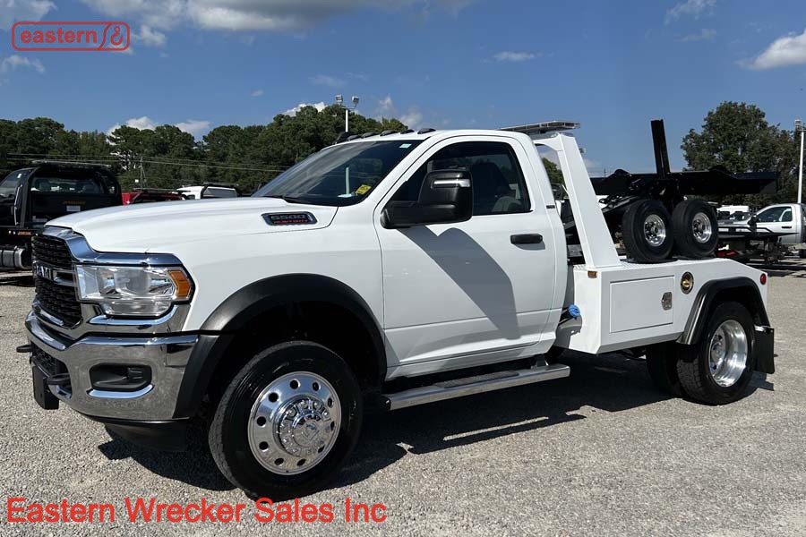 2023 Dodge Ram 4500 SLT 4x4 Cummins with Jerr-Dan MPL-NGS Self Loading ...