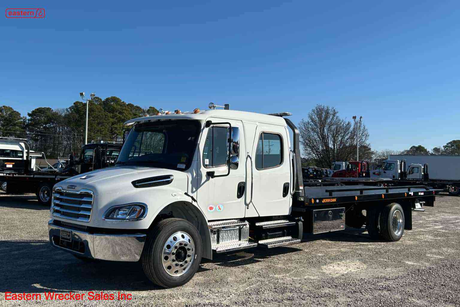 2025 Freightliner Crew Cab M2 106 Plus with 22ft Jerr-Dan Carrier ...