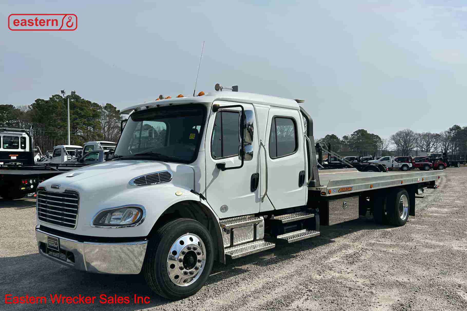 2020 Freightliner M2 106 Crew Cab Air Ride with 22ft Jerr-Dan NGAF6TWLP ...